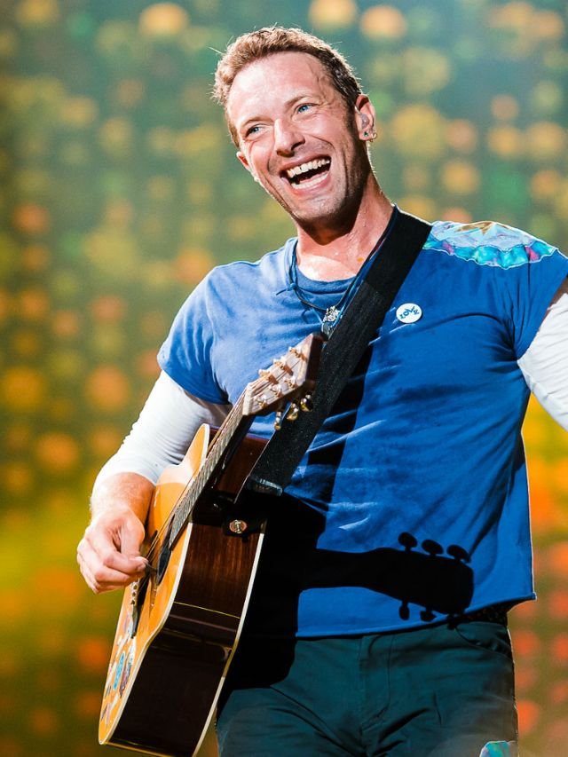 Chris Martin fala que a turnê mundial do Coldplay quase foi cancelada ...