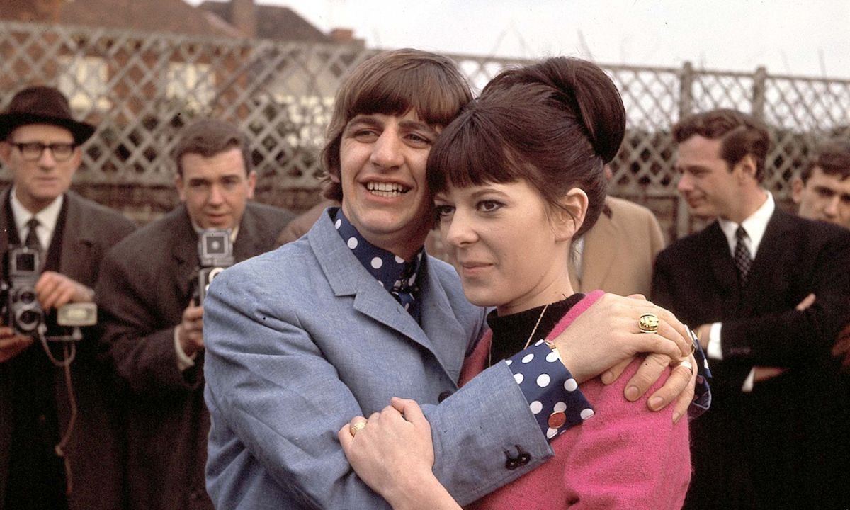 O que sabemos sobre a filha de Ringo Starr, Lee Starkey