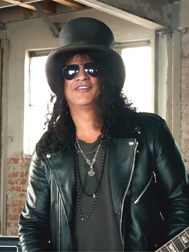Slash aparece em comercial para TV americana e arrasa - Coisa de Músico